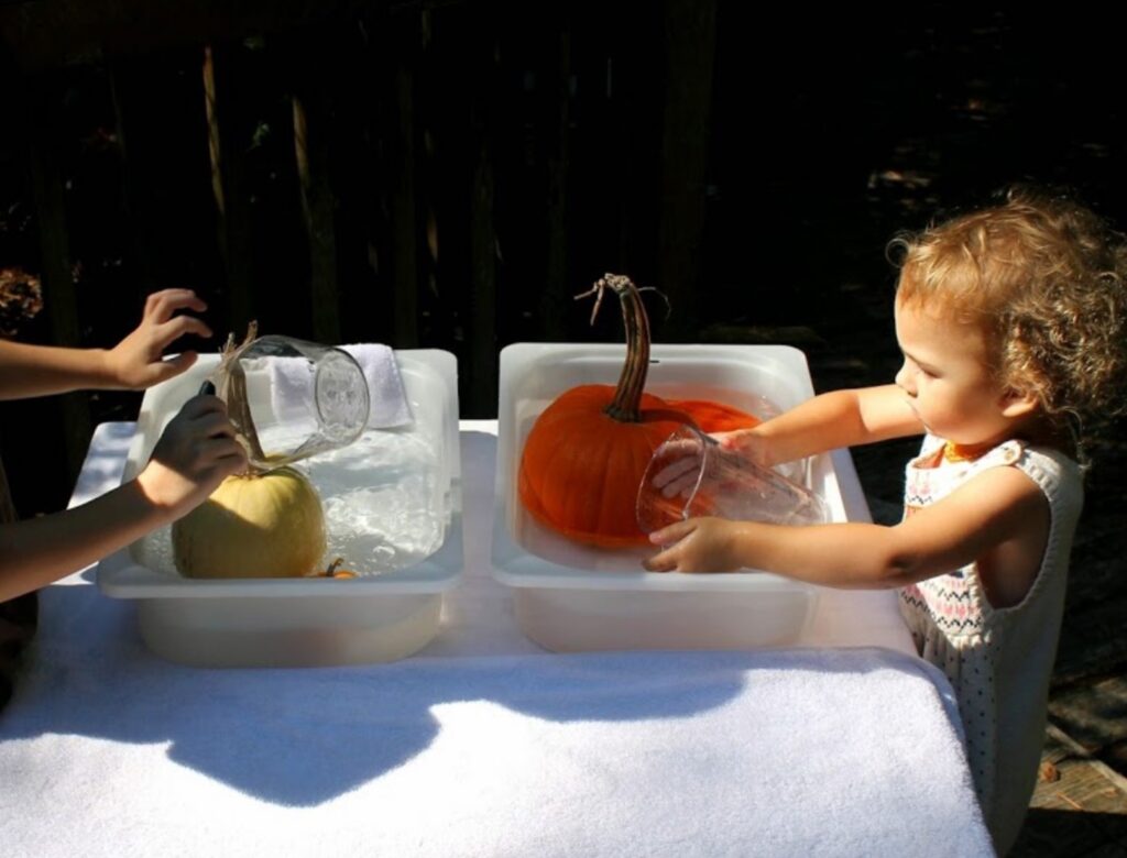 Outdoor Fall Activities for Preschoolers - Mom's Printables