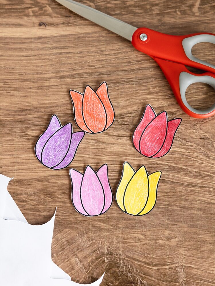 Free Printable Tulip Craft - Mom's Printables